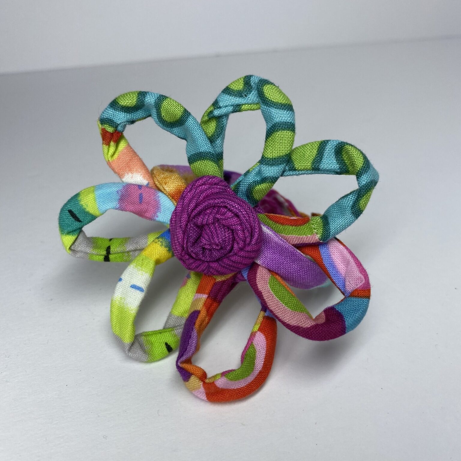 Daisy Necklace - Ficklesticks Fabric Jewels